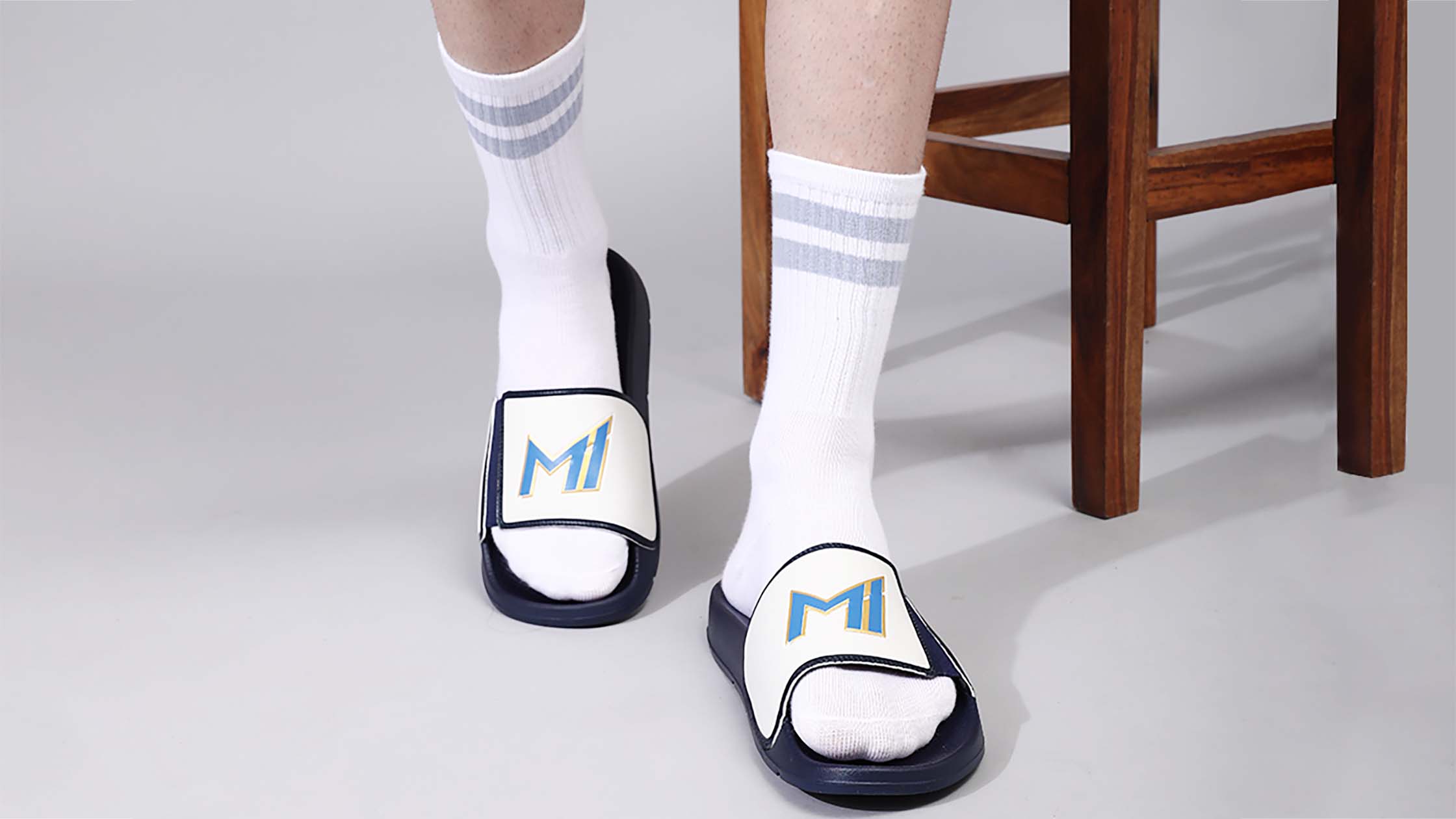 Wearing The Trend: Sliders & Socks – CHUPPS